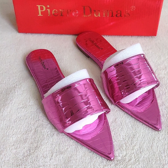 Pierre Dumas | Shoes | Pierre Dumas Metallic Pointy Flat Sandals | Poshmark